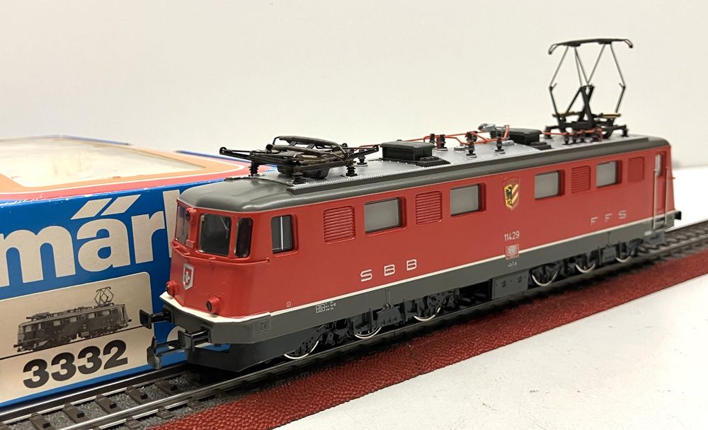 märklin 3332: schöne Ae 6/6 SBB 11429 ALTDORF rot - Guss (Neu (gemäss ...