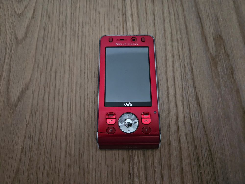 Sony Ericsson W910i rot defekt (Defekt) in Steinmaur für CHF 1 – mit ...
