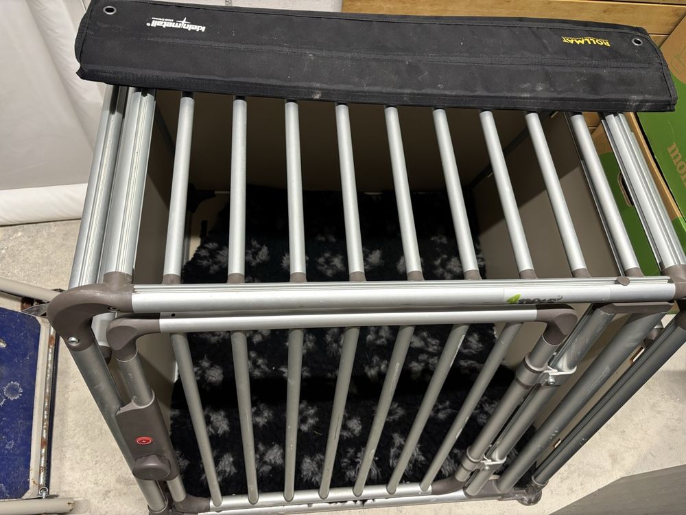 4Pets Hundebox Transportbox Gr. M (Gebraucht) in Kallnach für CHF 50 ...