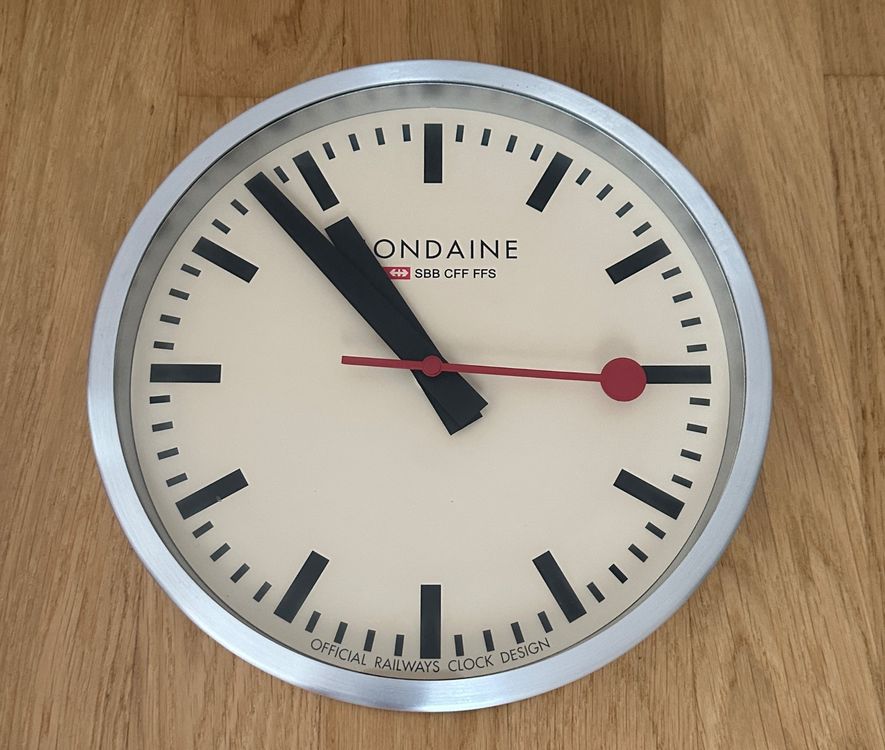 SBB Bahnhofsuhr (Mondaine) 25cm (Gebraucht) in Arlesheim für CHF 65 ...