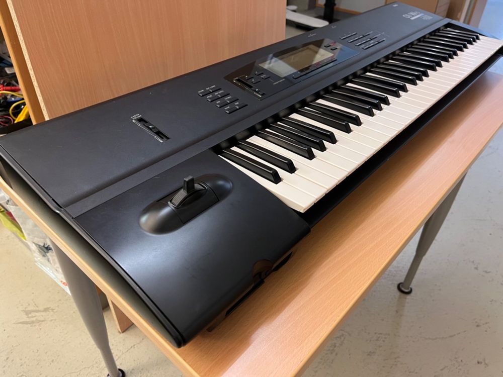 KORG 01 W/FD Music Workstation 61 Tasten. Vintage mit Case. | Kaufen ...