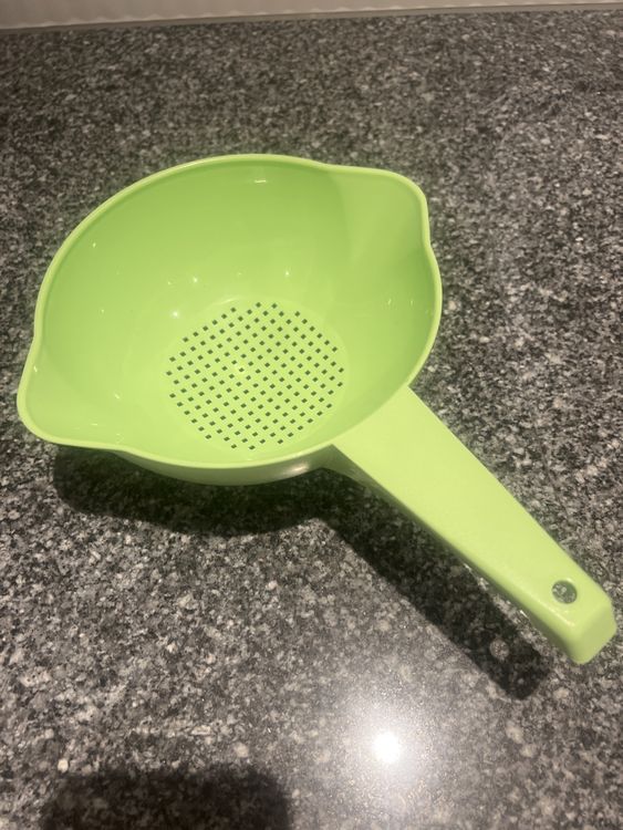 Tupperware Sieb (Neu (gemäss Beschreibung)) in Cham für CHF 6 – mit ...