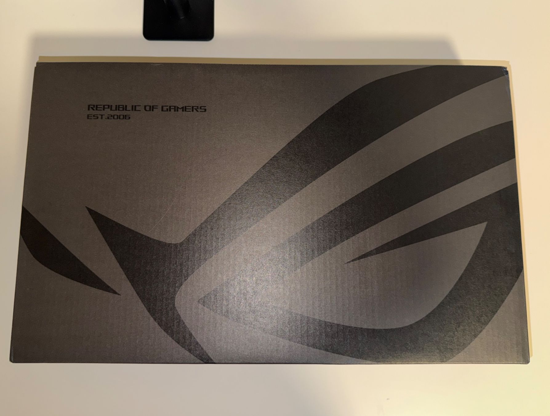 Asus ROG Zephyrus G16 (2024) Ryzen 9 HX 370 / RTX 4070 (Gebraucht) in ...