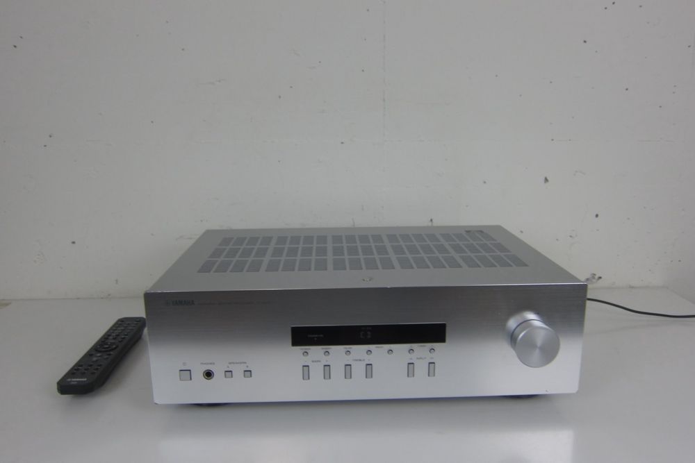 Yamaha R-S201 Stereo RDS Receiver (Gebraucht) in Fahrweid für CHF 90 ...