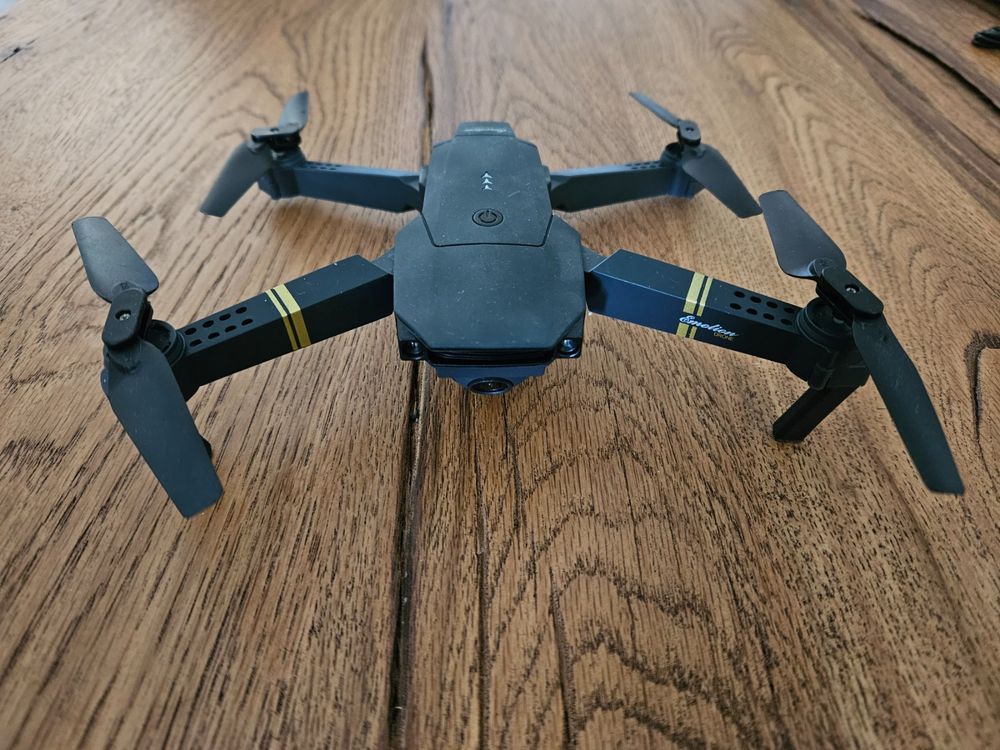 Drohne EACHINE E58 Quadrocopter mit 720P Kamera faltbar (Defekt) in ...