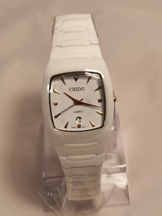 Armbanduhr CHIDU Quarz weiss (Neu und originalverpackt) in Balgach für ...