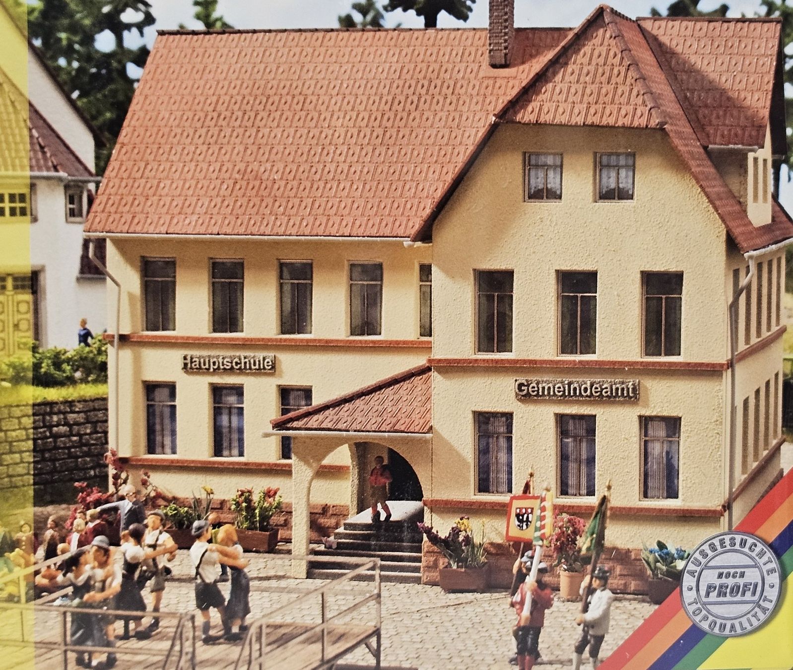 Noch 66452: Schönes Gebäude als Gemeindeamt mit Schule (Neu und ...