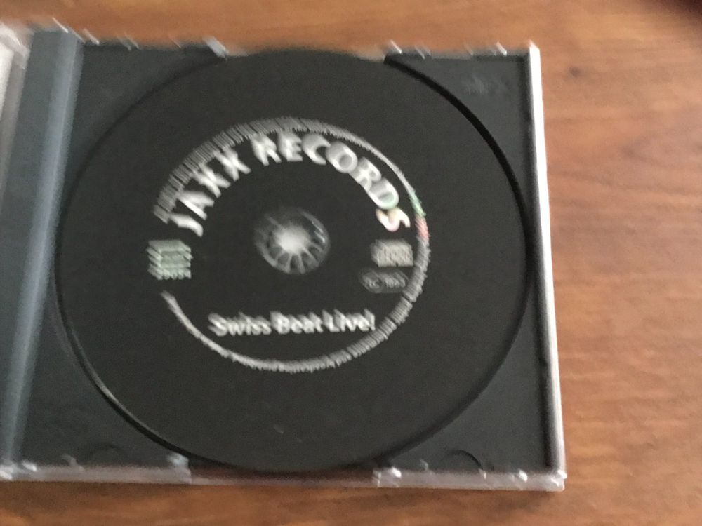 SWISS BEAT LIVE! - + Autogramm TONI VESCOLI/LES SAUTERELLES (D'occasion ...