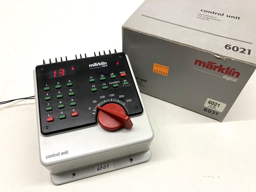 märklin 6021 DIGI~ control unit Zentraleiheit mit Fahrgerät | Kaufen ...