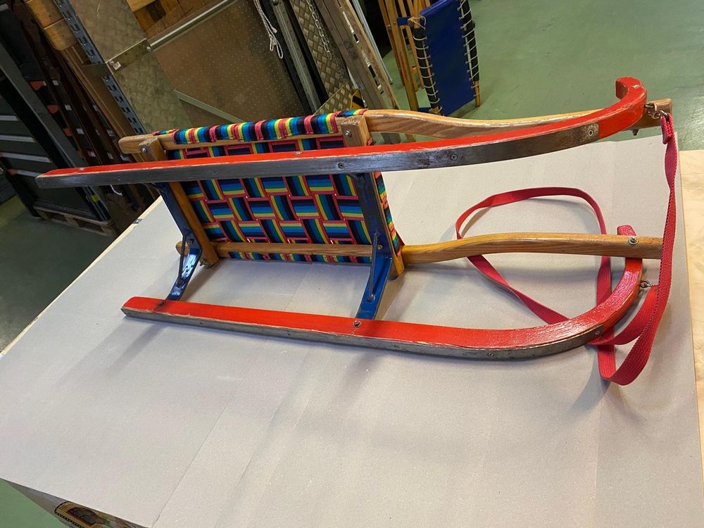 Holzschlitten, Länge 117 cm, modern, bunt (Gebraucht) in Dietikon für ...