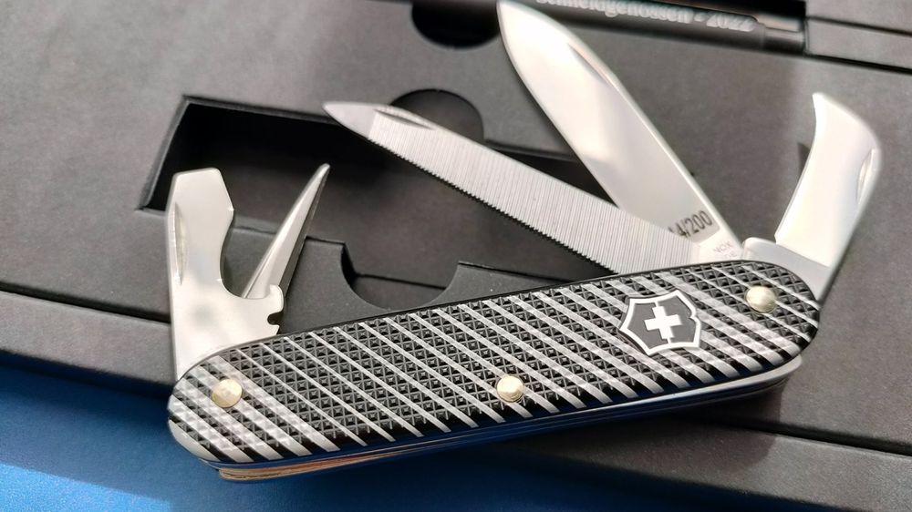 Victorinox Alox Gruppenmesser Locksmith 2022 | Kaufen auf Ricardo