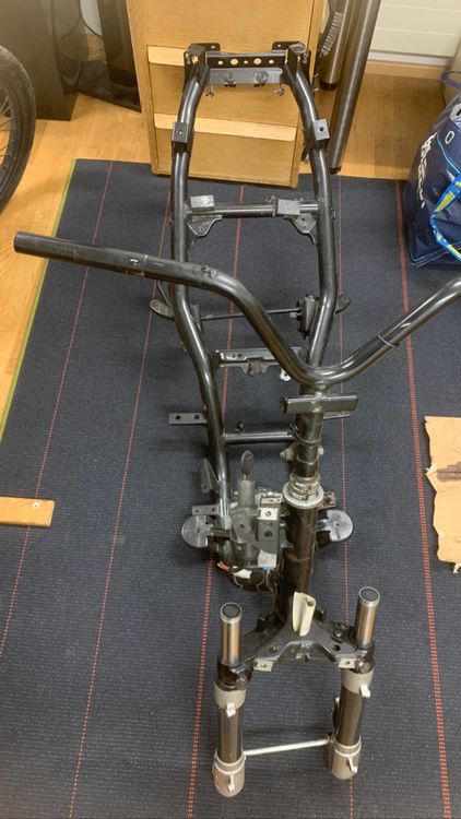 Yamaha Aerox Chassis mit Ausweiss | Acheter sur Ricardo