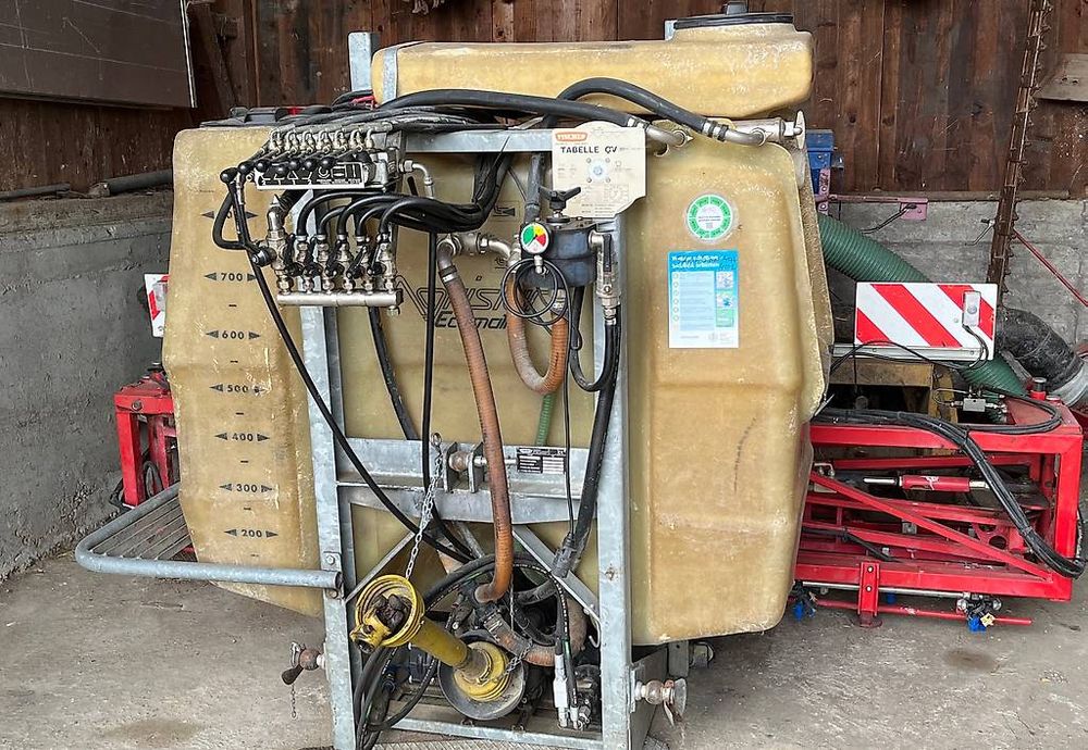 Feldspritze Fischer (Gebraucht) in Muttenz für CHF 3900 – nur Abholung auf Ricardo kaufen