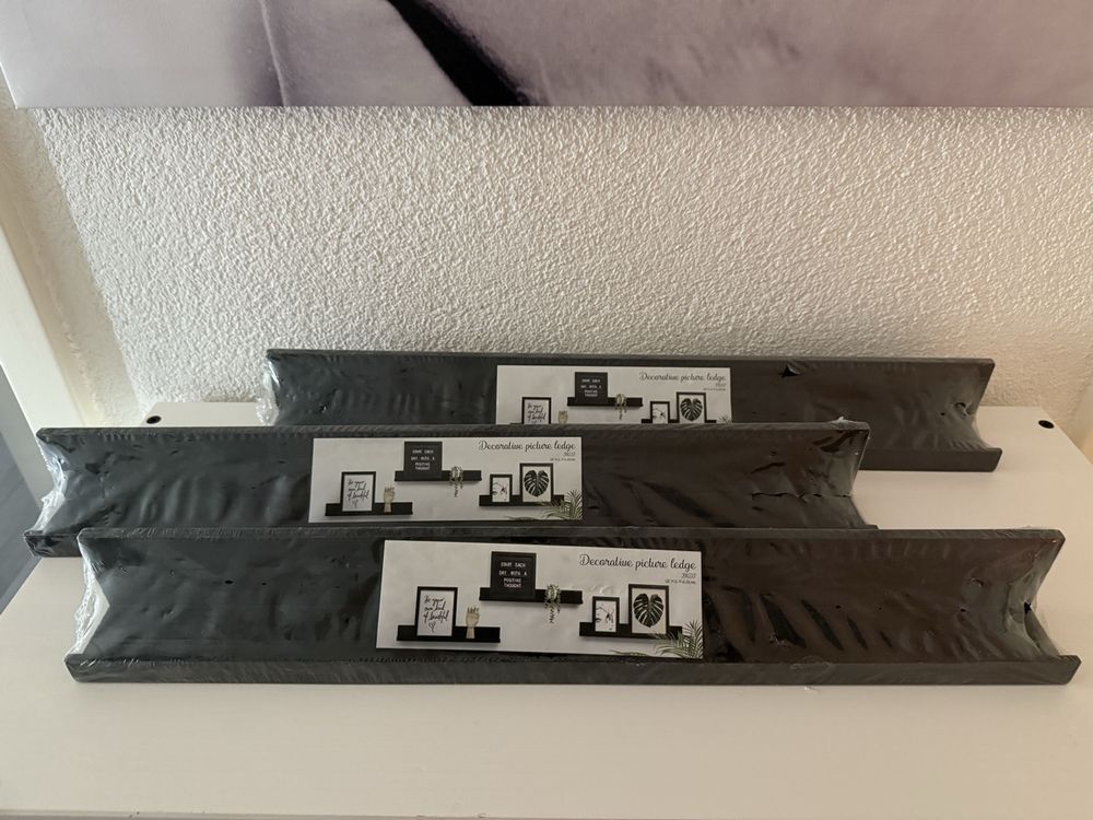 Mensole (Neu und originalverpackt) in für CHF 15 – nur Abholung auf ...