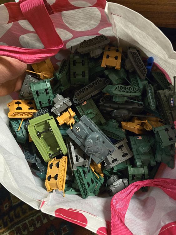 Plastik Modell Panzer weit über 100 Stück 3.2Kg total (D) (Gebraucht ...