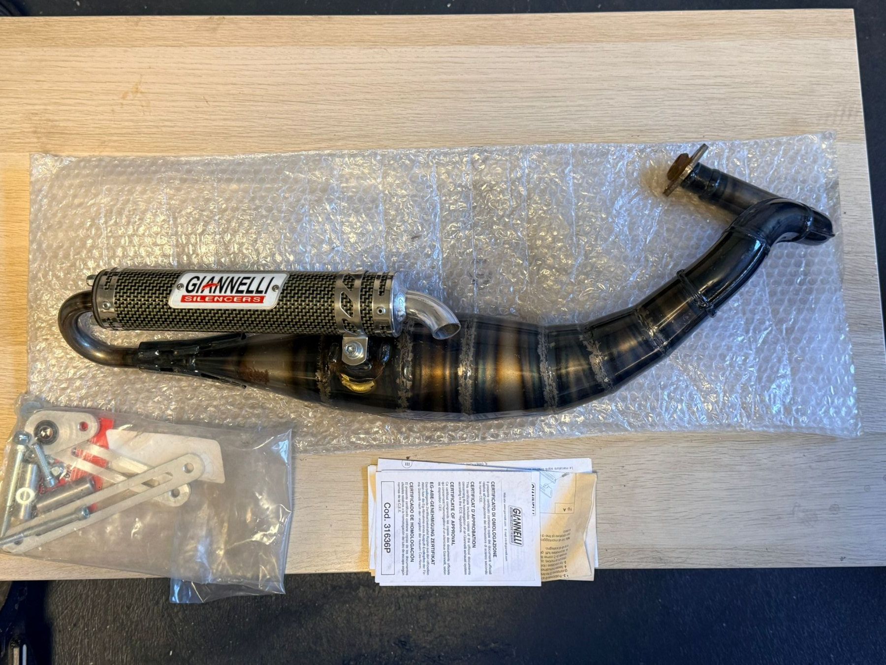 Scarico Giannelli per scooter/moto 50cc (Nuovo (secondo la descrizione ...