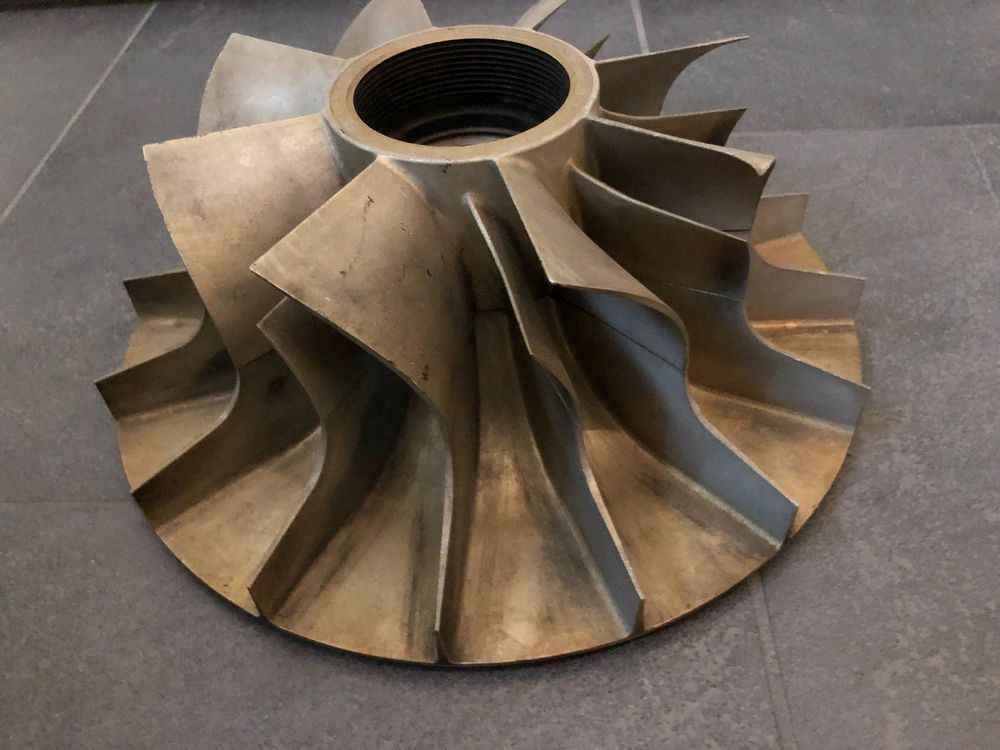Heliturbine Radial und Axial Verdichter (Defekt) in Emmetten für CHF 60 ...