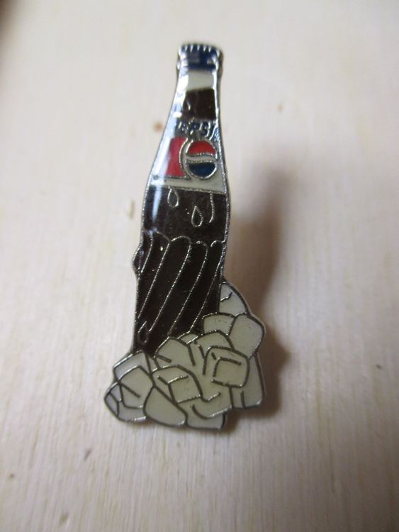 Pepsi Cola Pin (Neu (gemäss Beschreibung)) in Felsberg für CHF 0.5 ...
