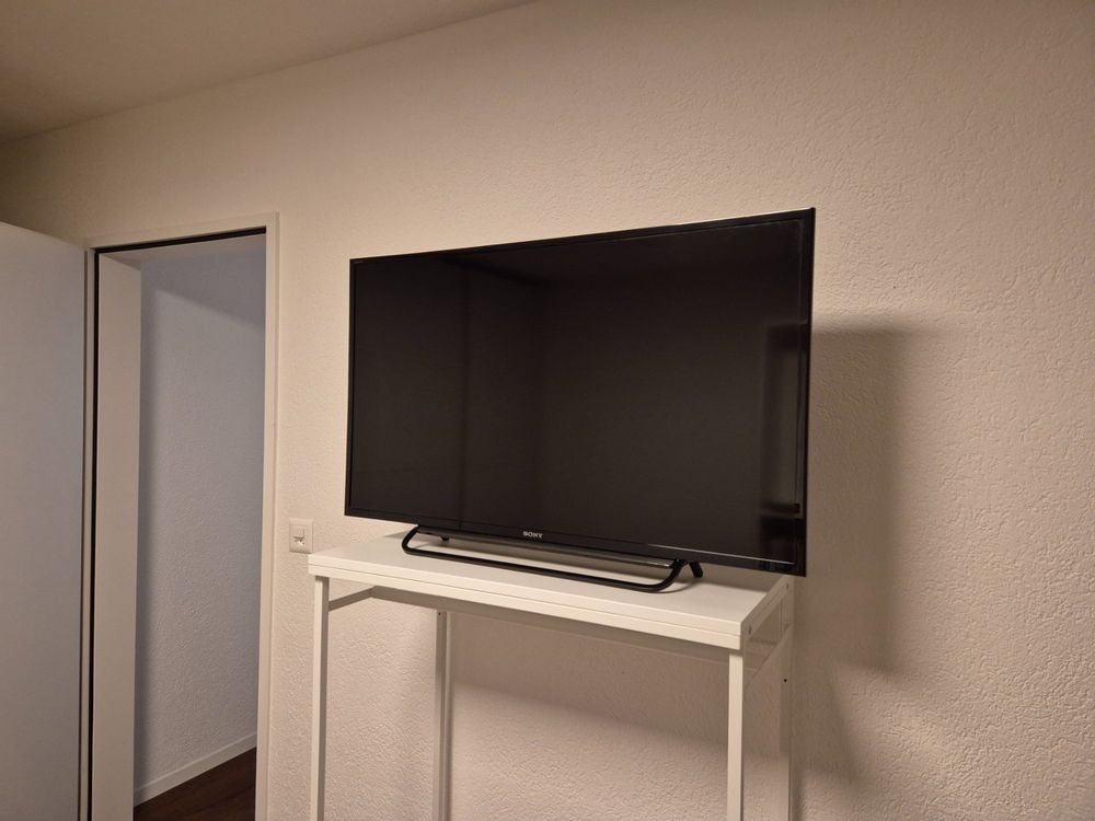 TV Sony Bravia Model No. KDL-40R485B (Gebraucht) in Mühlau für CHF 45 ...
