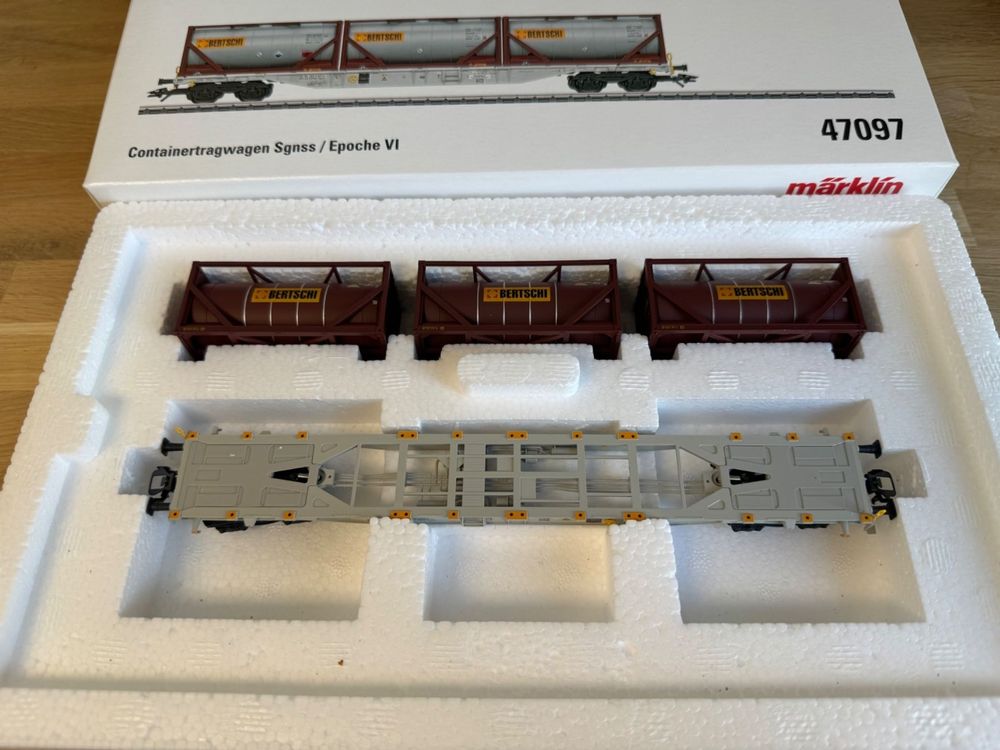 Märklin 47097 Containertragwagen Sgnss HUPAC Neu - Neuf (Neu und originalverpackt) in Carouge GE ...