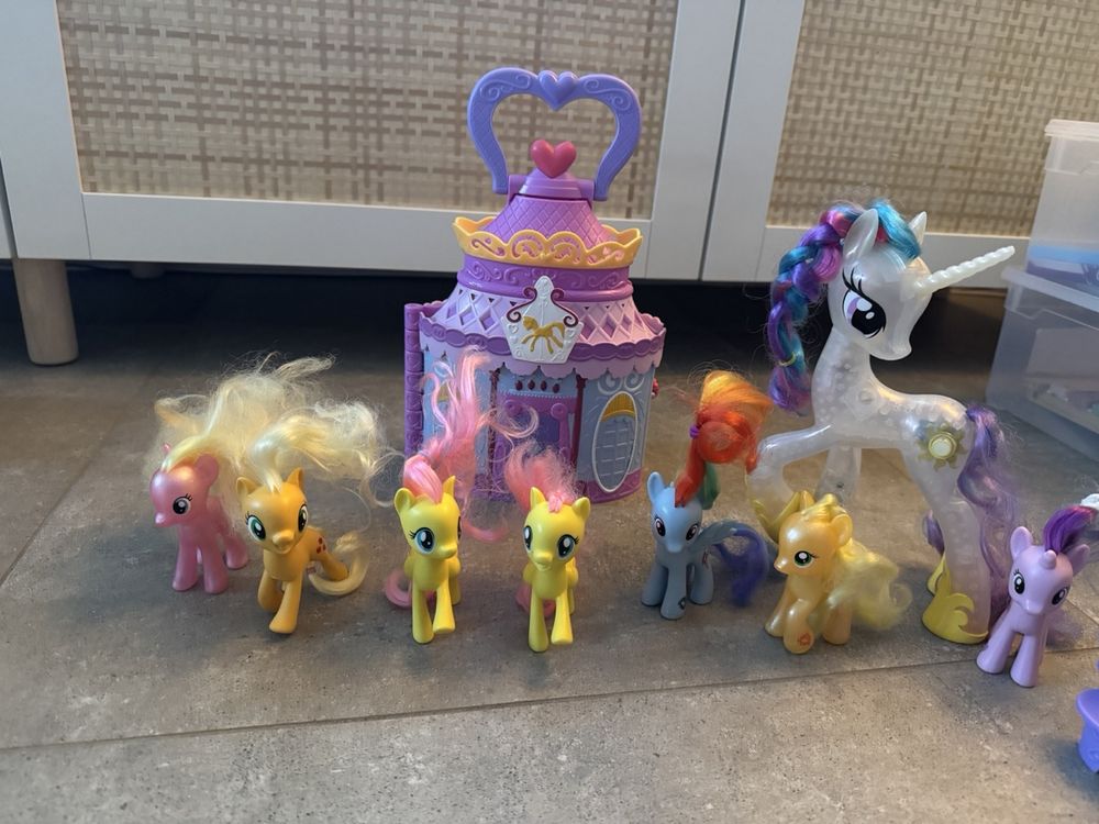 My Little Pony Collection - Includes Castle and Ponies (Gebraucht) in ...