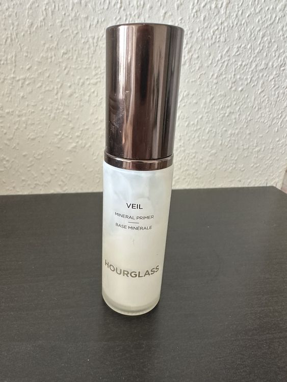Hourglass Veil Mineral Primer Base (Gebraucht) in Rümlang für CHF 17 ...