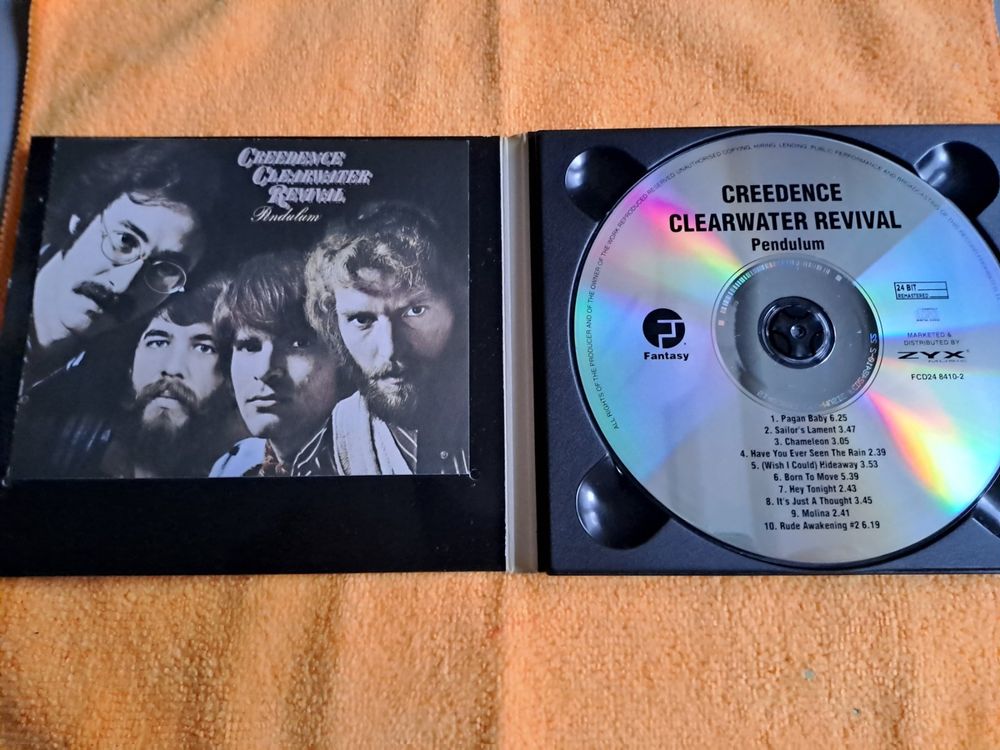 CD Creedence Clearwater Revival Pendulum (Gebraucht) in für CHF 5 – mit ...