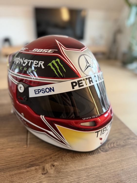 Formel 1 Helm - Lewis Hamilton in Top Zustand (Gebraucht) in ...