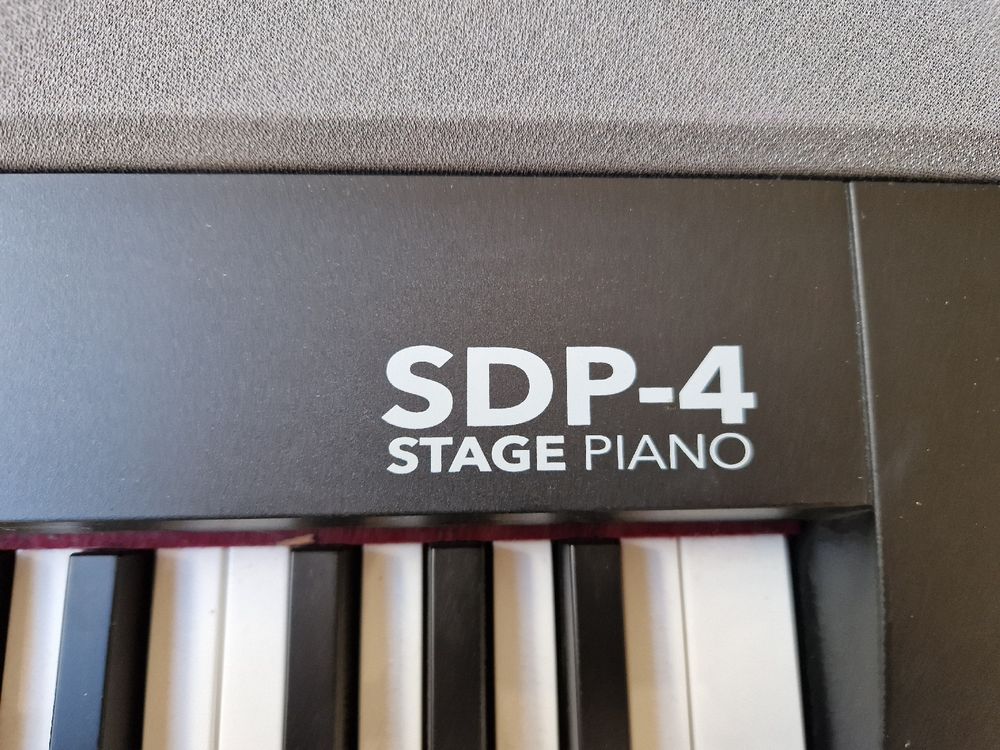 Stage-Piano SDP-4 (Neu (gemäss Beschreibung)) in Dotzigen für CHF 300 ...