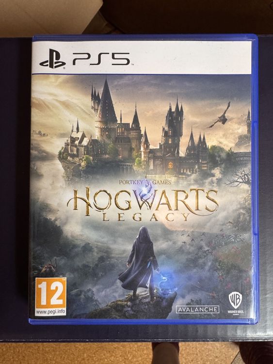 HOGWARTS LEGACY PS5 (Gebraucht) in Hermetschwil-Staff für CHF 19 – mit Lieferung auf Ricardo kaufen