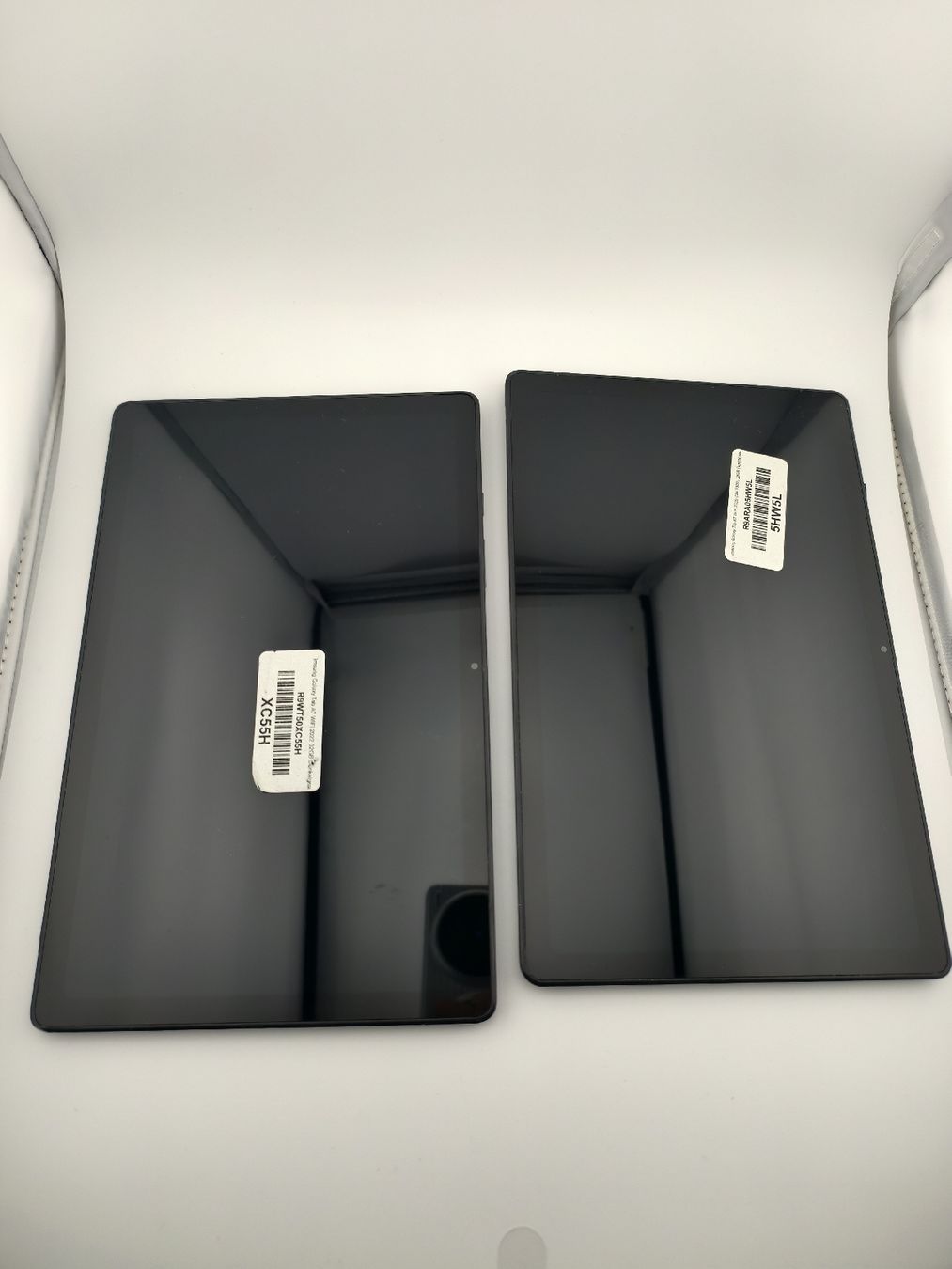 3x Galaxy Tab 2x A7 & S5e (Defekt) in Uster für CHF 35 – mit Lieferung ...