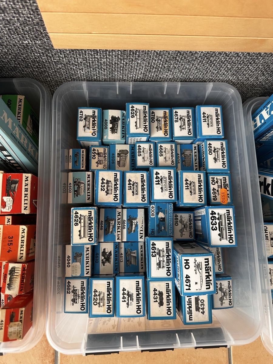 Mega Posten über 130 Märklin H0 Wagen ab 999.- (Gebraucht) in Sennwald ...