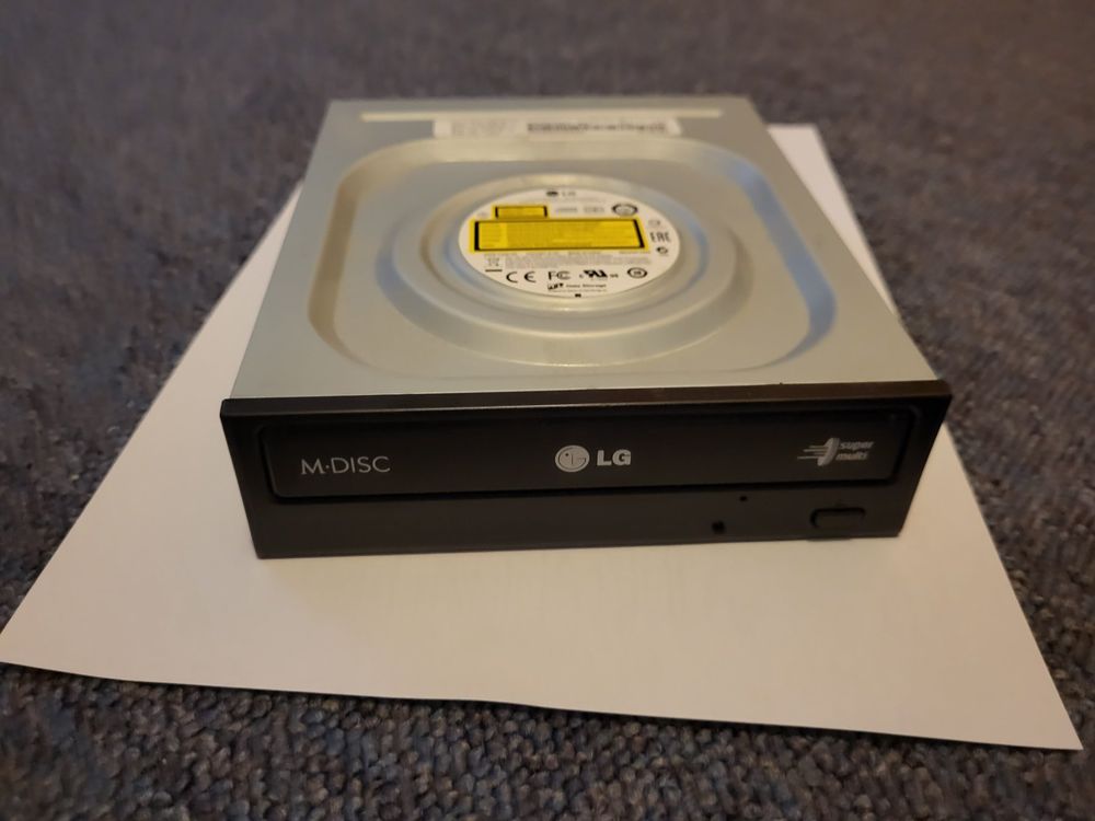 BluRay Disc Laufwerk LG M-Disc Super Multi (Gebraucht) in Zürich für CHF 5 – nur Abholung auf ...