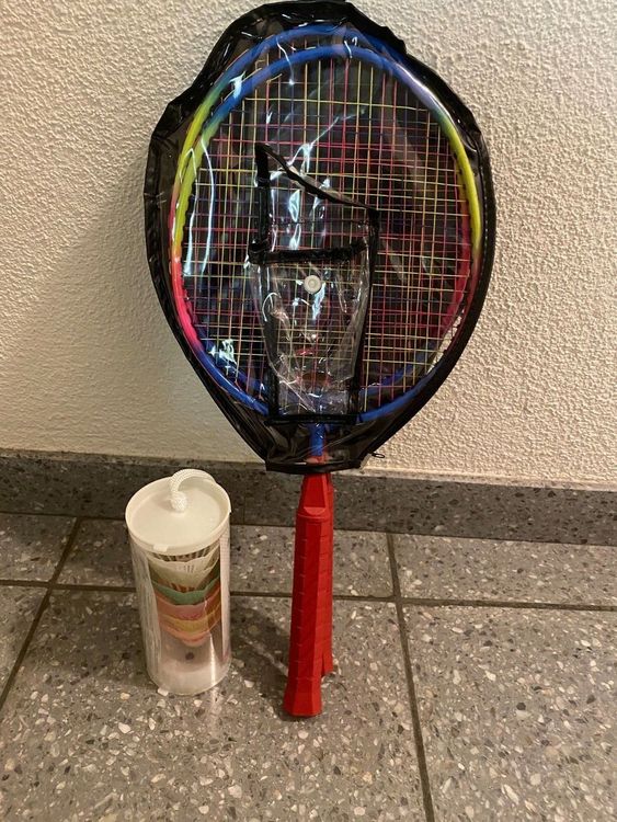 Federball set, 2 Schläger +6 Federbälle (Neu und originalverpackt) in Glattbrugg für CHF 4 – nur ...