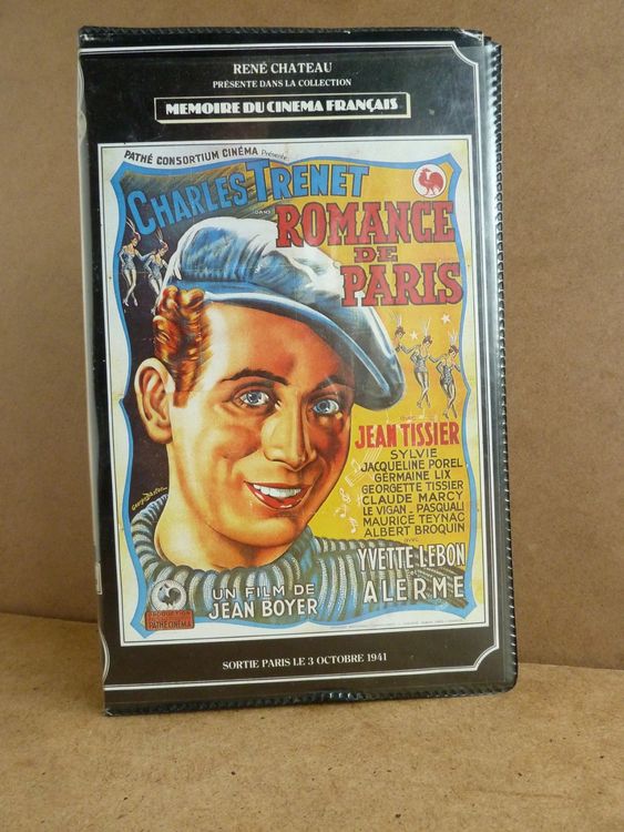 VHS - Romance à Paris - Charles Trenet - 1941- René Chateau (Gebraucht) in Petit-Lancy für CHF 3 ...