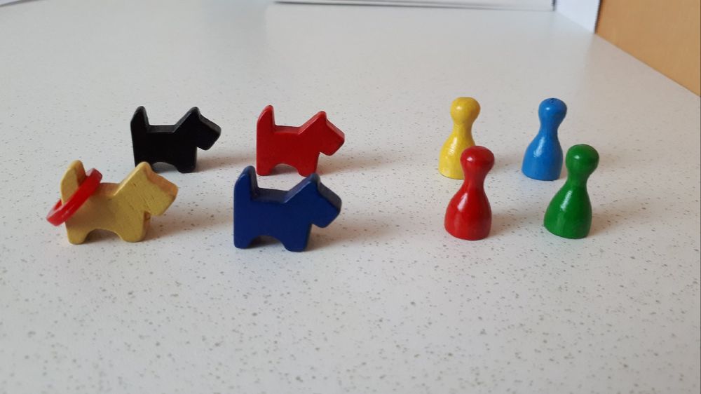 8 Spielfiguren aus Holz für verschiedene Brettspiele (Gebraucht) in ...