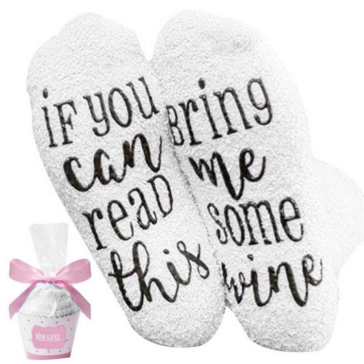 Kuschelsocken "Bring me some Wine" in Geschenkverpackung | Kaufen auf ...