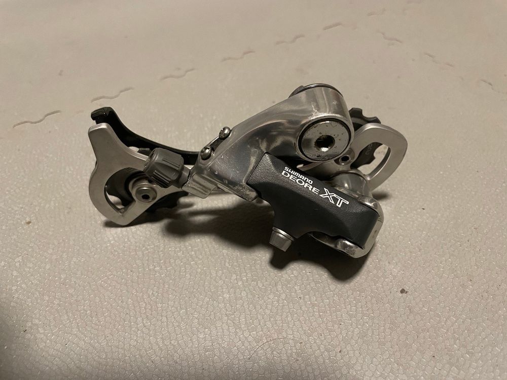 Shimano Deore XT RD-M737 Schaltwerk (Gebraucht) in Massongex für CHF 15 – mit Lieferung auf ...