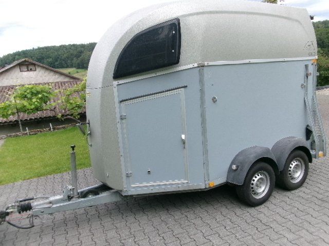 2er Pferdeanhänger mit Aluminiumboden ab MFK | Kaufen auf Ricardo