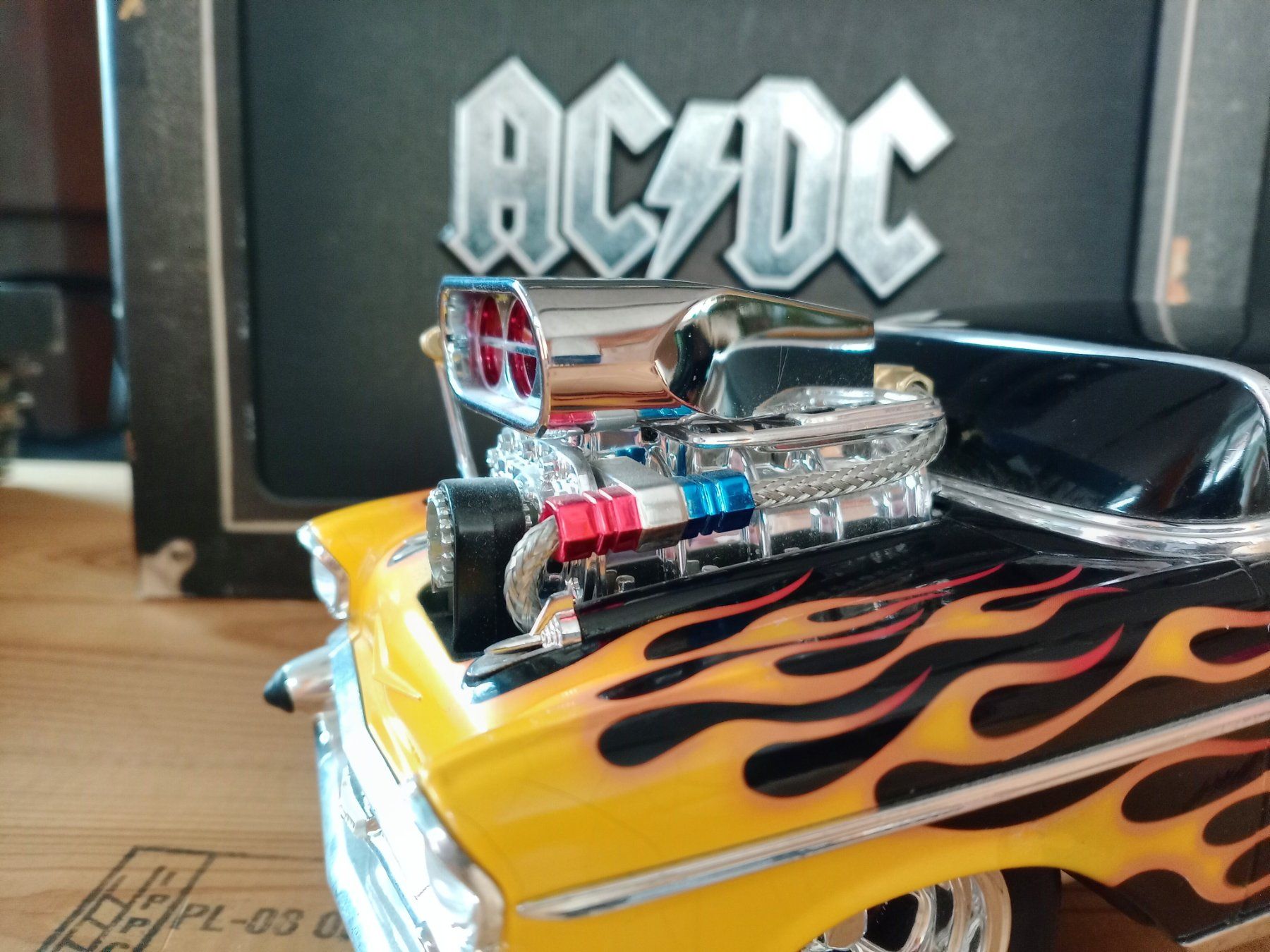57 Chevy Hot Rod Modellauto, Top Zustand, aus Metall (Gebraucht) in ...