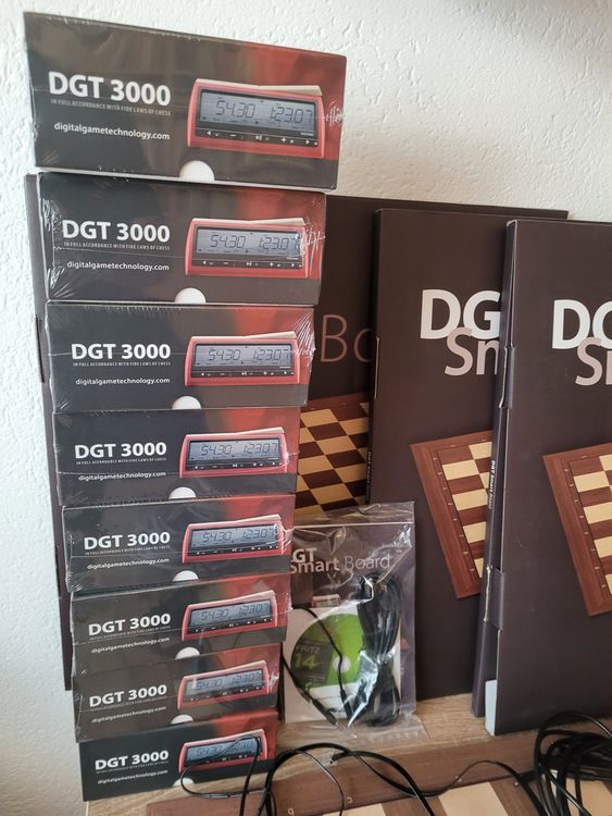 DGT 8 KOMPLETT FÜR LIVE SCHACH ÜBERTRAGUNG (Neu und originalverpackt ...