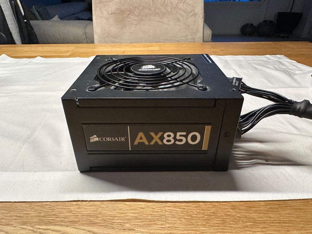 Verkaufe Corsair AX850 Netzteil 850W | Kaufen auf Ricardo