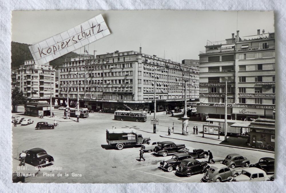 AK BIEL BE, Bahnhofplatz, Place de la Gar, BUS, Oldtimer (Gebraucht) in Wallisellen für CHF 7 ...