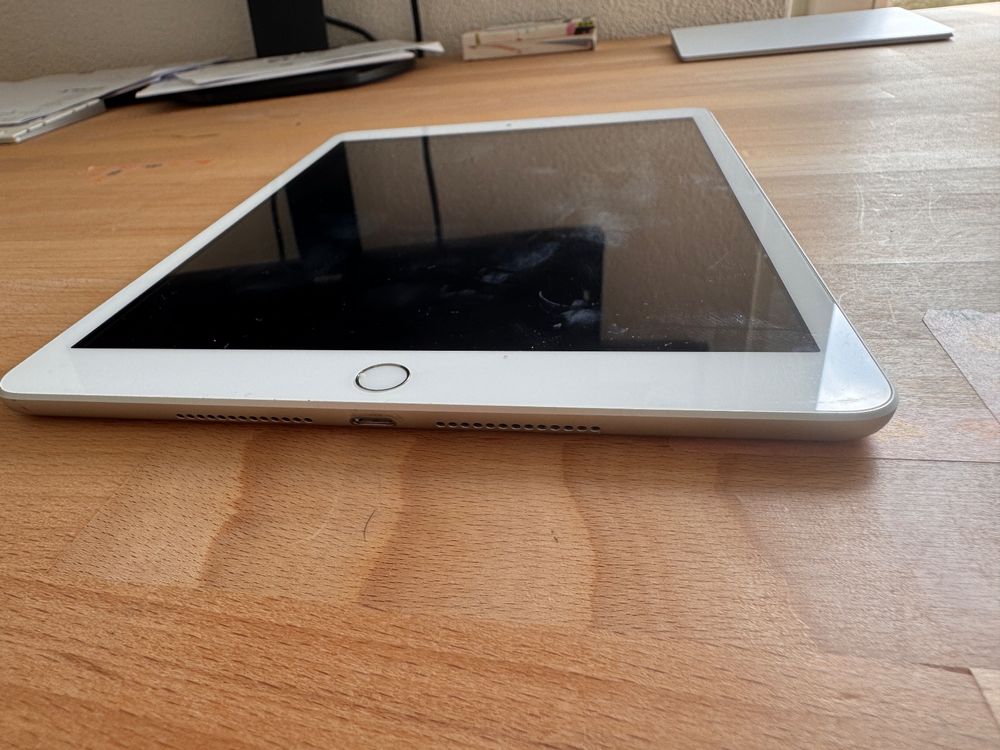 iPad 7 Generation / 2019 (Gebraucht) in Cham für CHF 80 – mit Lieferung ...