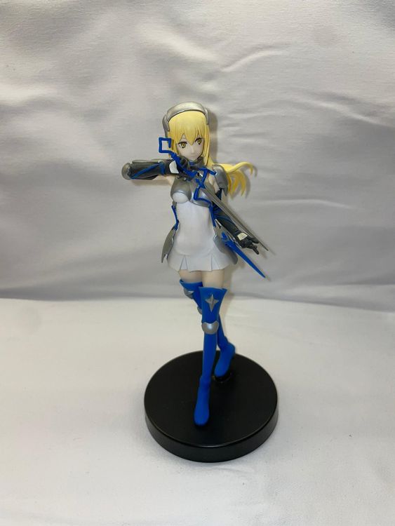 Furyu Danmachi: Aiz Wallenstein Familia Myth Special Figure | Kaufen ...