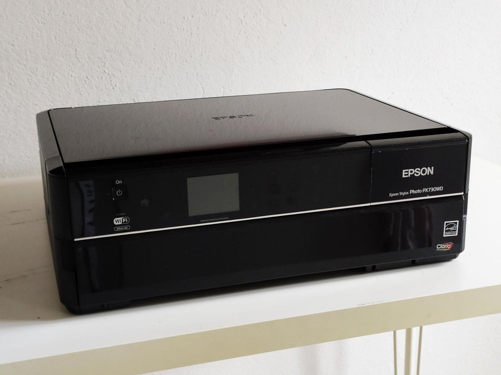 Epson Stylus Photo PX730WD Tintenstrahldrucker und Scanner | Kaufen auf Ricardo