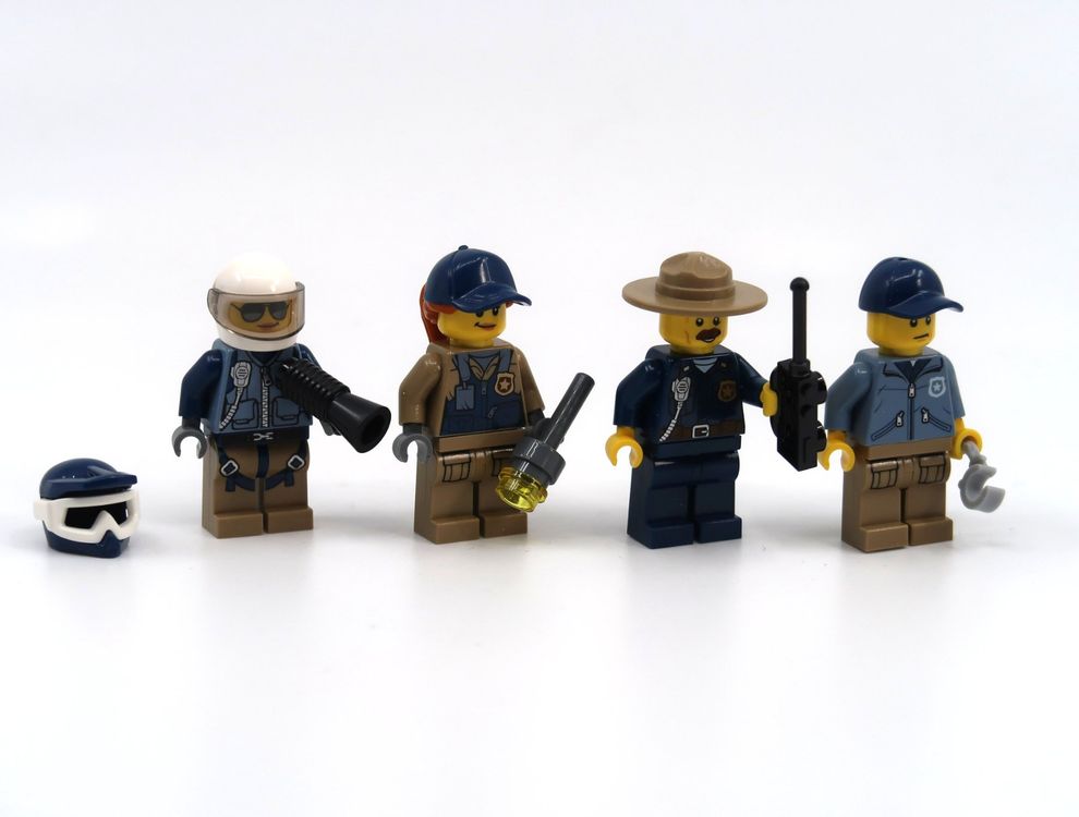 Lego Figuren Polizei mit Accessoires | Kaufen auf Ricardo