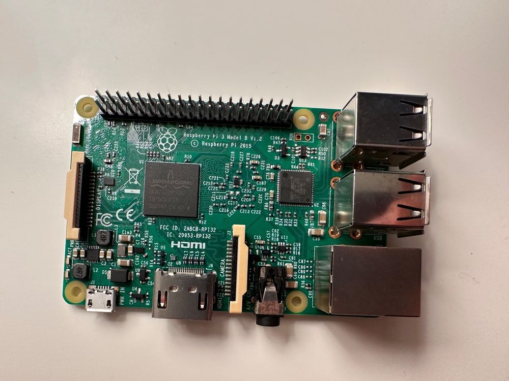 Raspberry Pi 3 Model B V1.2 (Gebraucht) in Werdenberg für CHF 69 – mit ...