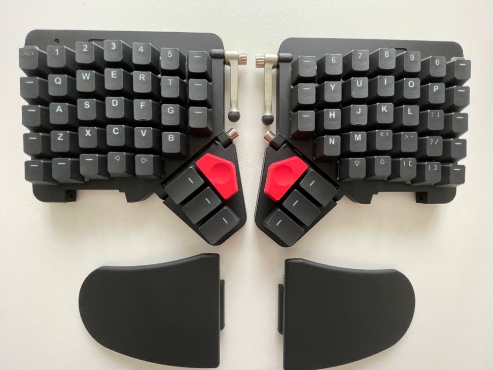 Mechanical split keyboard ZSA Moonlander | Kaufen auf Ricardo