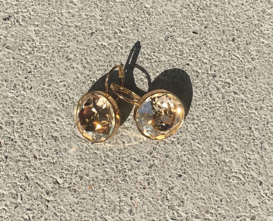 Swarovski Ohrringe, rund, gold (Gebraucht) in Uerzlikon für CHF 16 ...